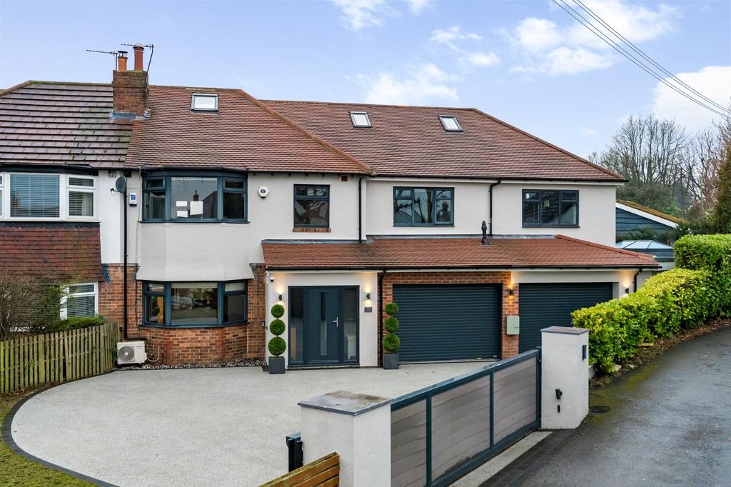 Hall Lane, Horsforth, Leeds, West... 5 bed semi-detached house - £895,000