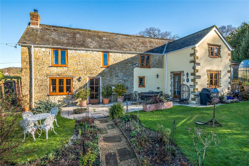 Membury, Axminster, Devon, EX13 4 bed detached house for sale - £790,000