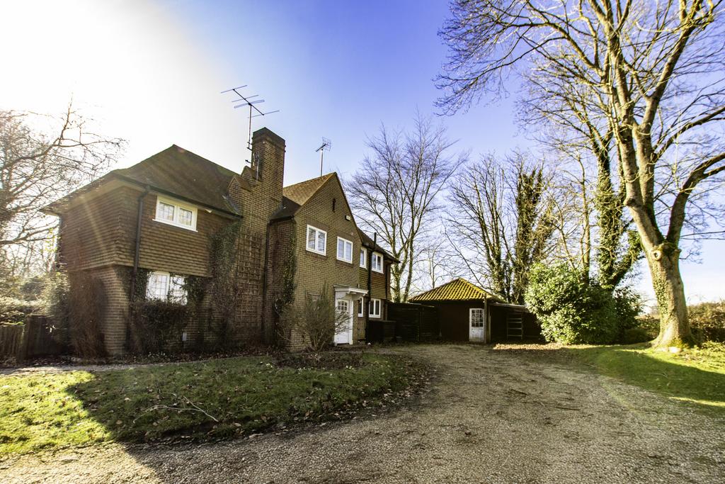 Bere Court Road, Reading RG8 3 bed detached house for sale - £900,000