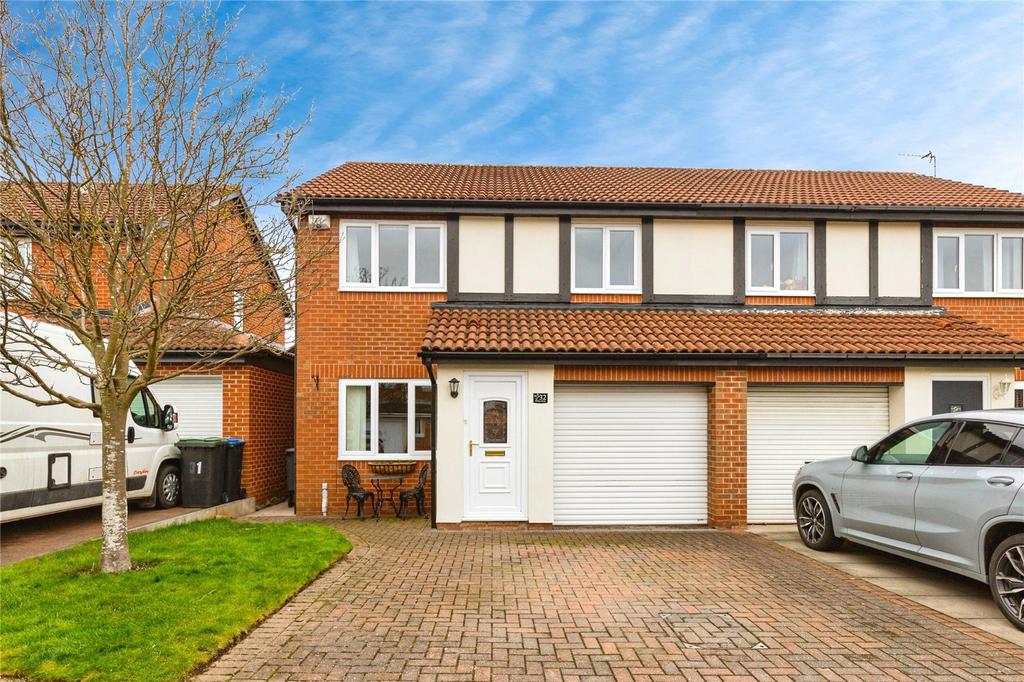 Relley Garth, Durham DH7 3 bed semi-detached house - £175,000