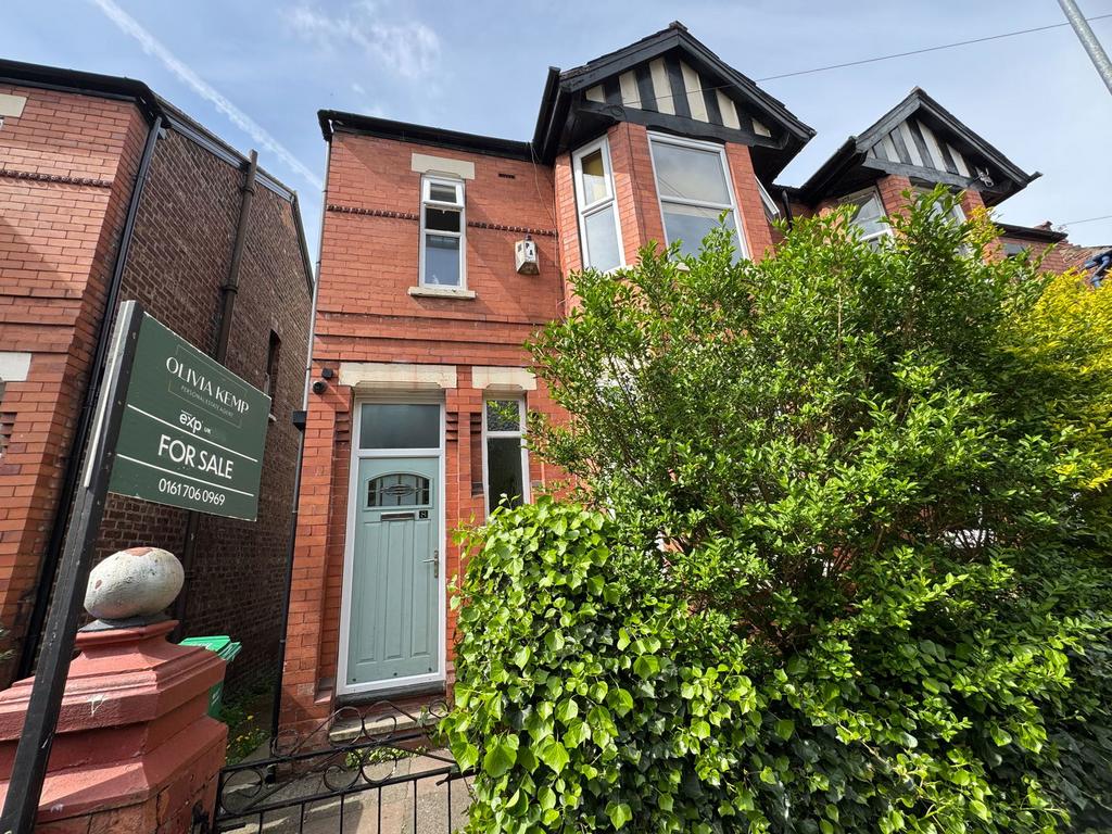 Woodland Road, Manchester M19 3 bed semi-detached house for sale - £450,000