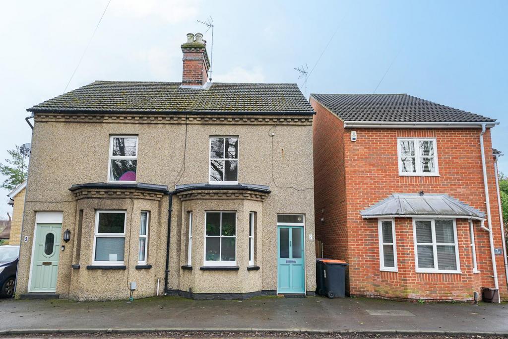 Waterloo Road, Linslade, Leighton... 2 bed semi-detached house for sale ...