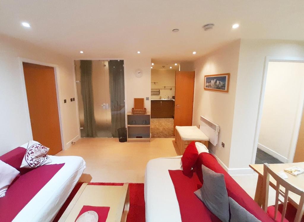 The Habitat, Woolpack Lane... 2 bed apartment - £990 pcm (£228 pw)