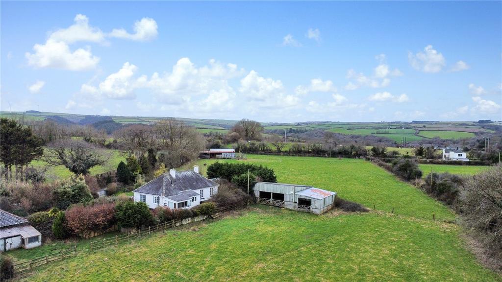 St. Breock, Cornwall PL27 2 bed bungalow - £600,000