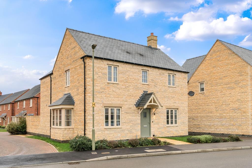 Launton, Oxfordshire, OX26 4 bed detached house for sale - £588,000