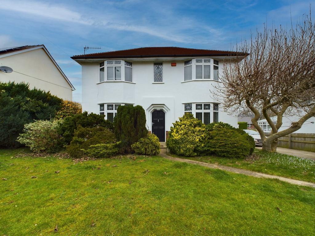 Merthyr Road, Govilon, NP7 3 bed detached house - £1,450 pcm (£335 pw)