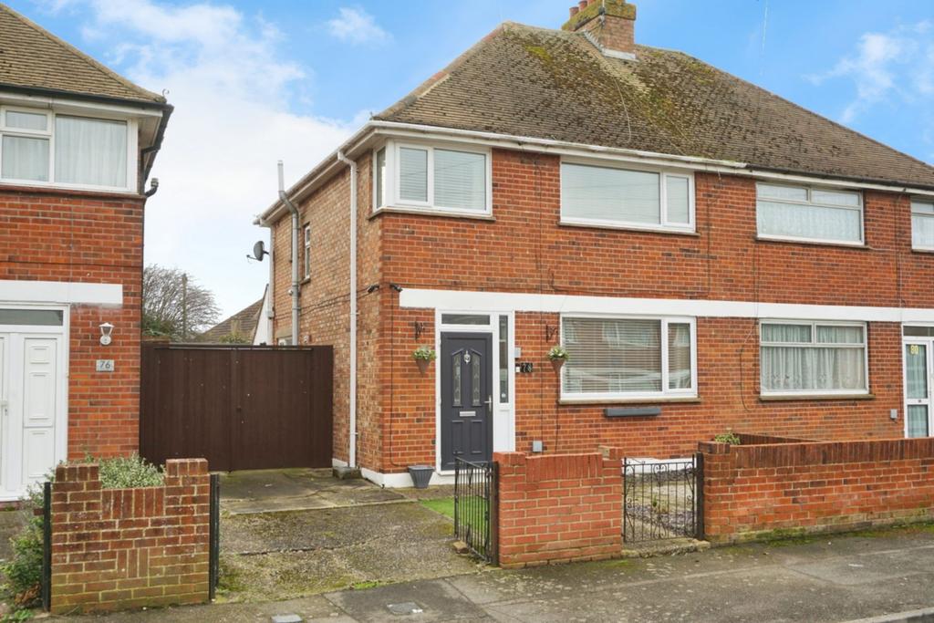 St James Avenue, Ramsgate, CT12 3 bed semi-detached house for sale - £ ...