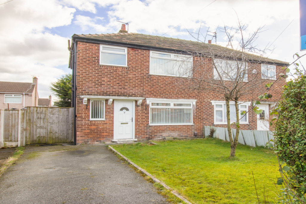 Girton Close, Ellesmere Port CH65 3 bed semi-detached house - £825 pcm ...