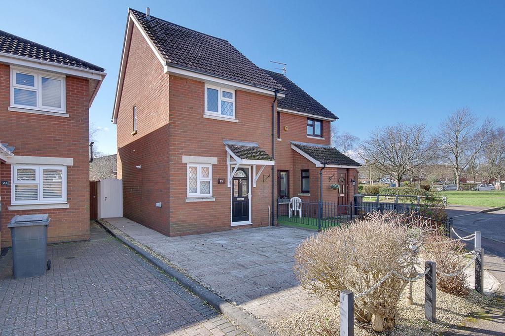 Boveridge Gardens, Bournemouth BH9 2 bed semi-detached house - £295,000