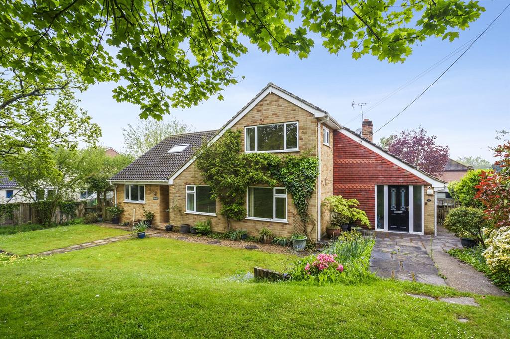 West Street, Tadley Common, RG26 5 bed detached house for sale - £875,000