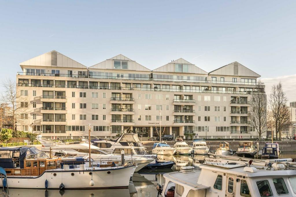 Thames Quay, London SW10 1 bed flat - £2,700 pcm (£623 pw)