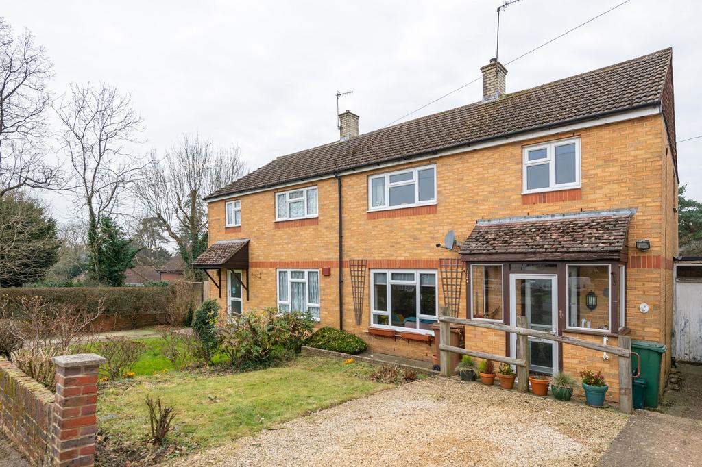 Ashdown Road, Reigate, RH2 3 bed semi-detached house for sale - £475,000