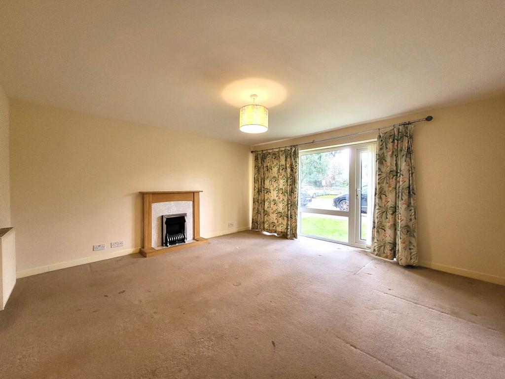 Bath Road, Reading, RG1 2 bed flat - £1,400 pcm (£323 pw)