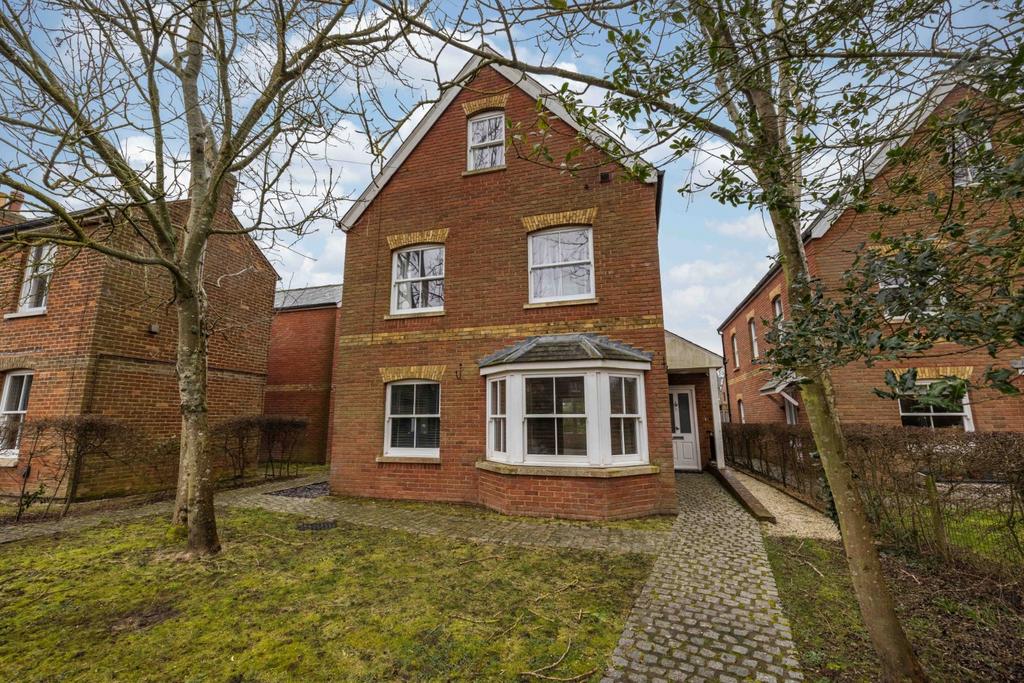 Hackington Road, Canterbury, Kent, CT2 5 bed detached house to rent - £ ...