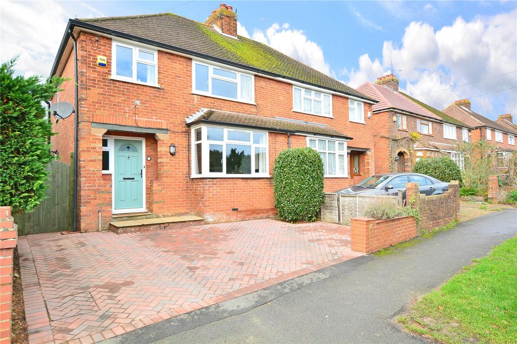 Rydes Hill Road, Guildford, Surrey, GU2 3 bed semi-detached house - £ ...