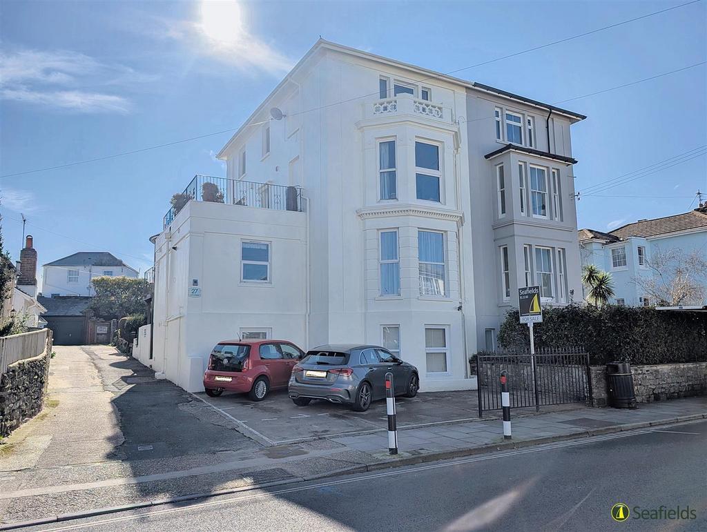 John Street, Ryde, PO33 2PZ 2 bed apartment - £169,950
