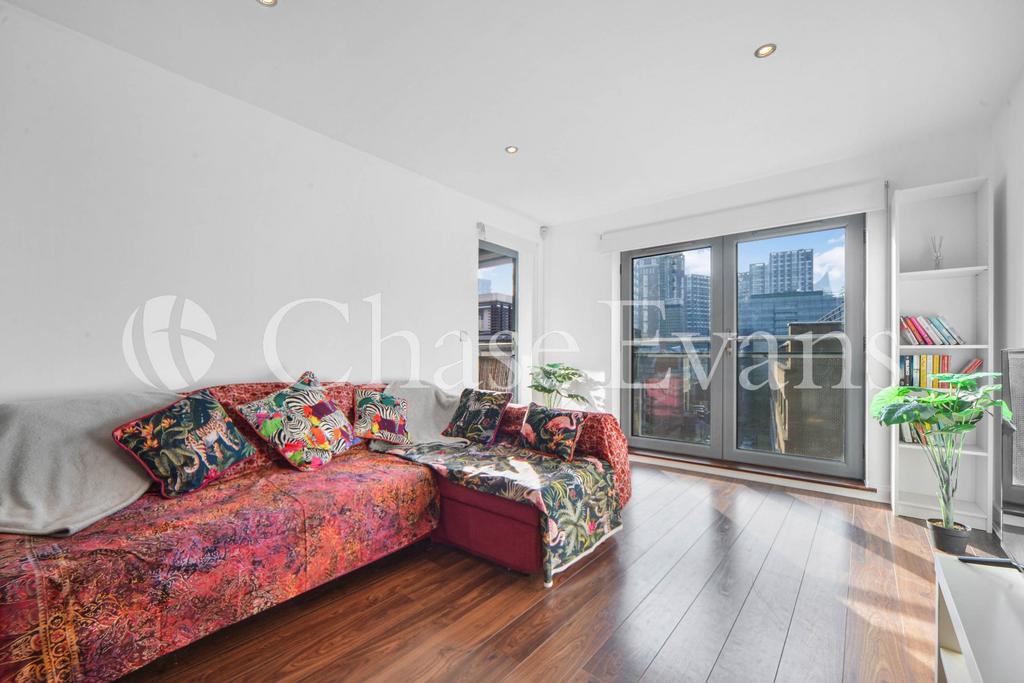 Plumbers Row, Aldgate, London, E1 2 bed flat for sale - £475,000