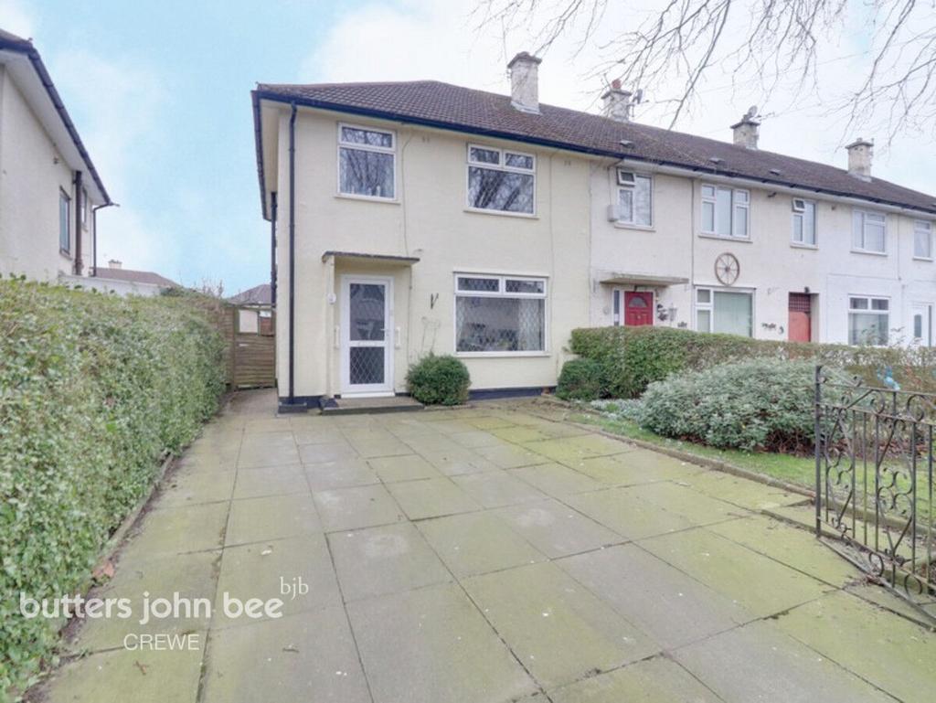 Plane Tree Drive, Crewe 3 bed end of terrace house for sale - £130,000