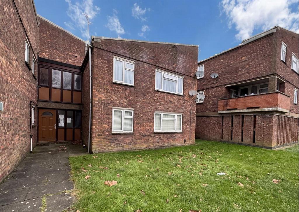 Orkney Walk, Corby NN17 1 bed flat for sale - £100,000