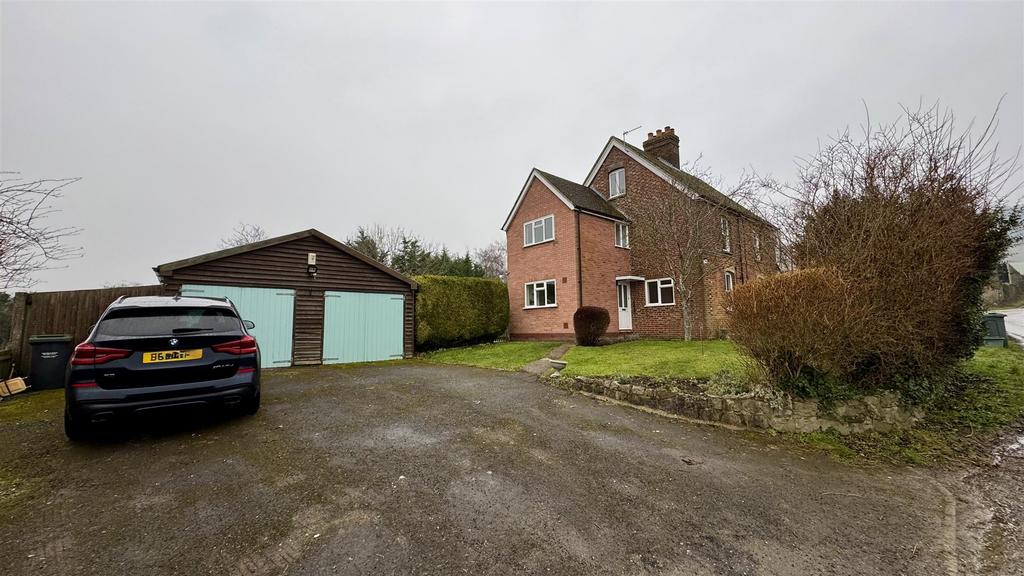 Park Farm Road, Ryarsh, ME19 5JY 3 bed semi-detached house to rent - £ ...