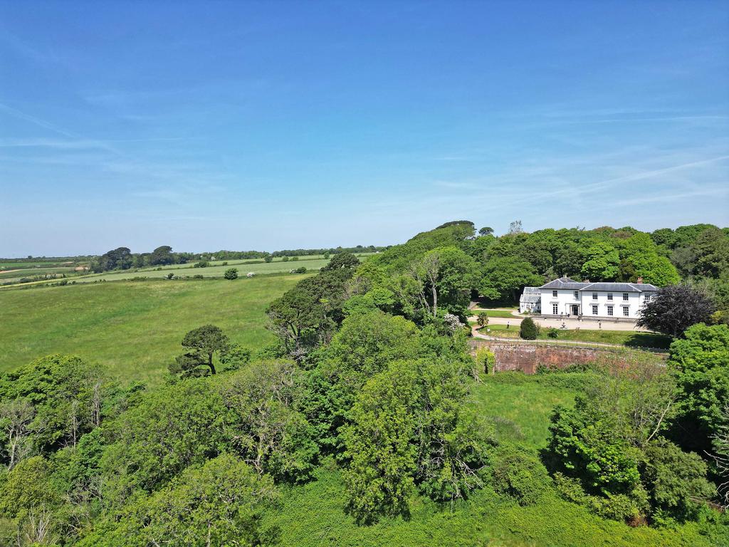Polstrong, Cornwall 7 bed detached house - £2,750,000
