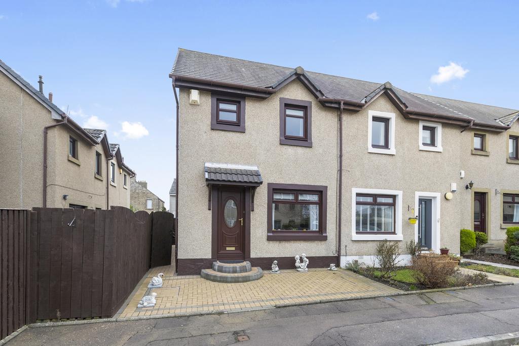 5 Burghtoft, Edinburgh, EH17 8RR 2 bed end of terrace house for sale - £205,000