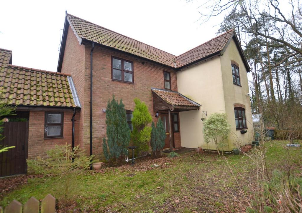 Woodfield Close, Shadingfield, Beccles 4 bed detached house - £1,200 ...