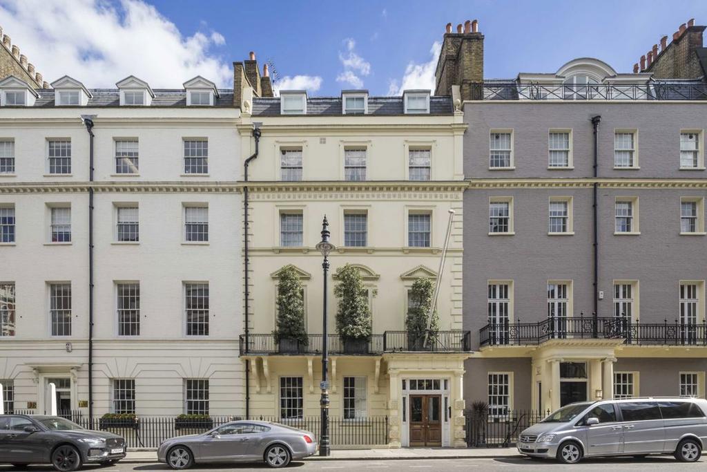 Hill Street, London W1J 2 bed flat for sale - £2,750,000