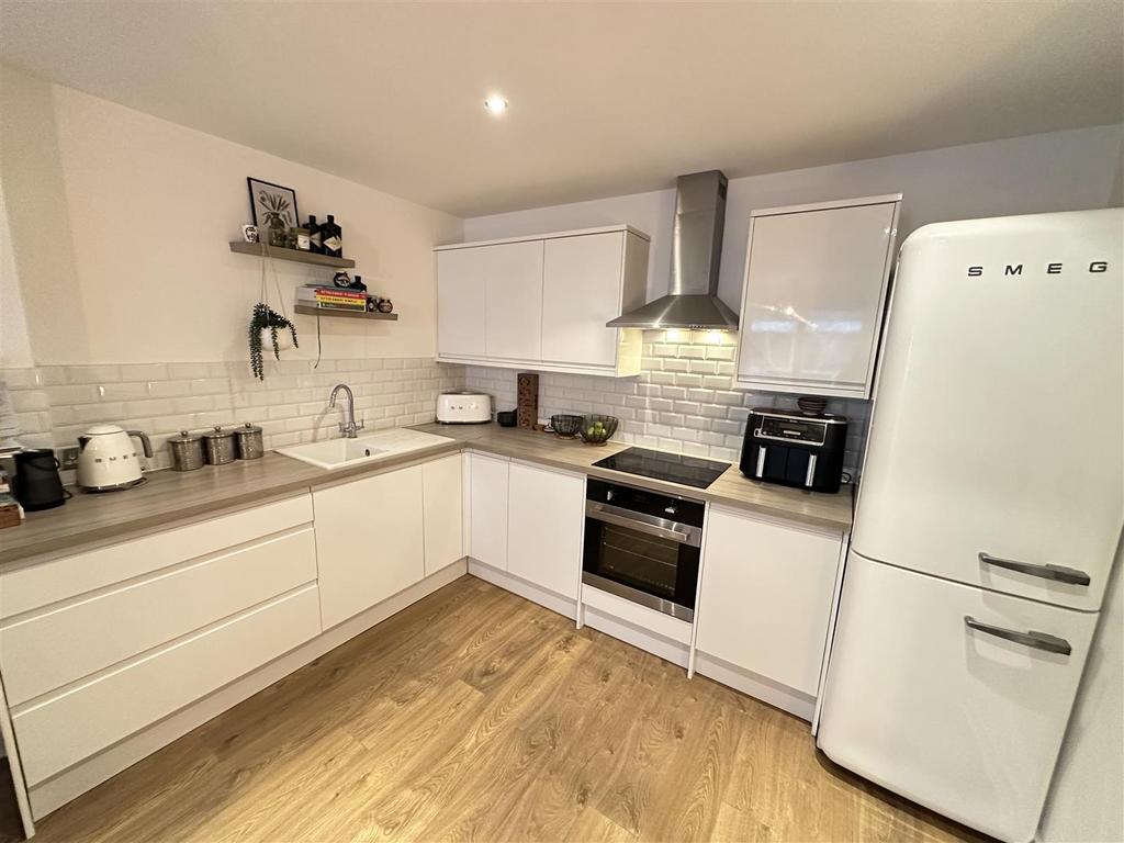 Masson Place, Hornbeam Way, Green... 2 bed apartment - £225,000