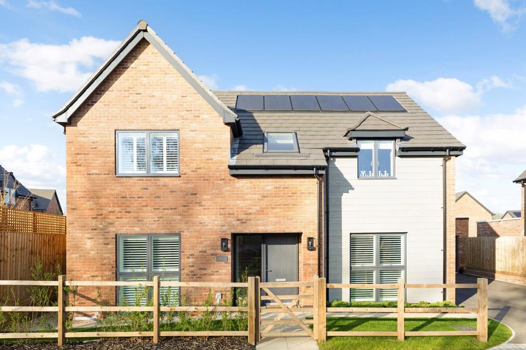 Pear Tree Close, Cheltenham... 5 bed detached house for sale - £1,250,000