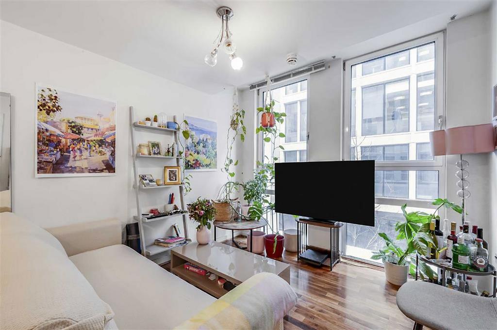 Lamb's Passage, London EC1Y 2 bed flat for sale - £725,000