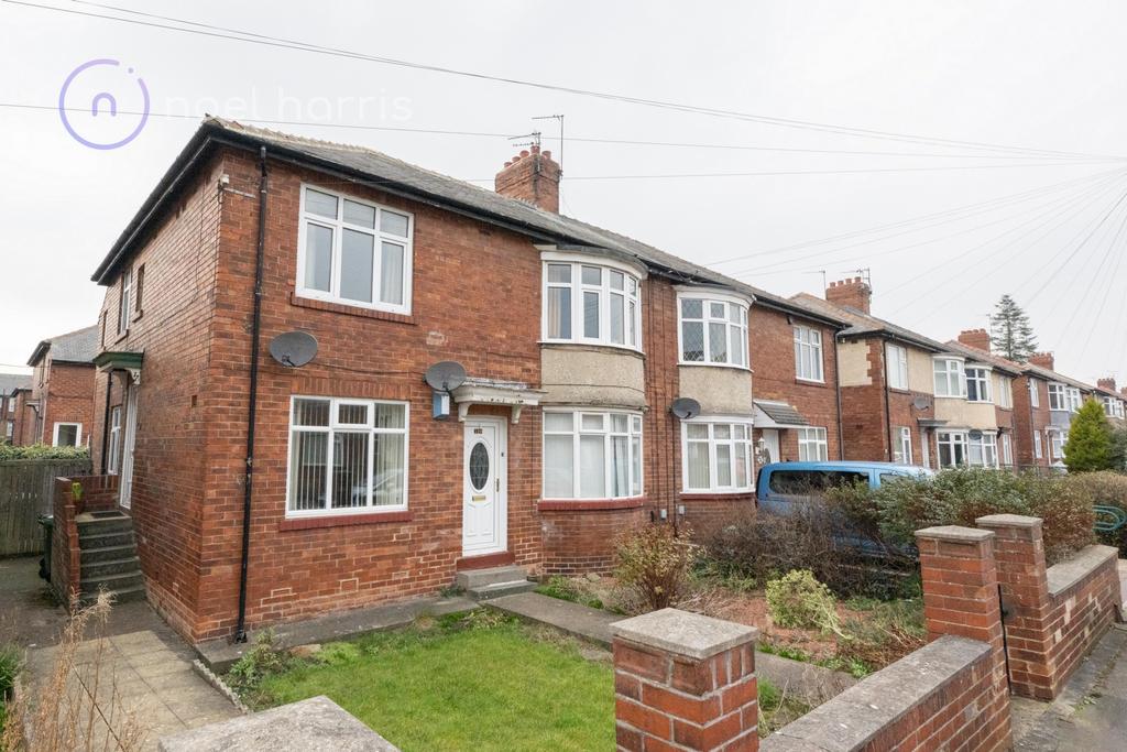 Guelder Road, High Heaton, NE7 2 bed flat - £170,000