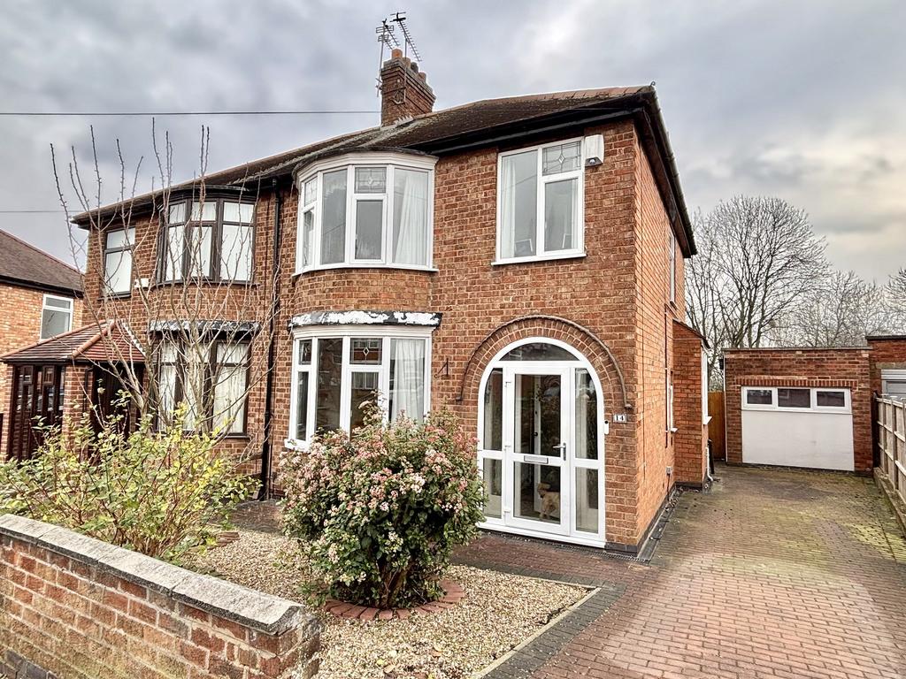 Leicester LE2 4 bed semi-detached house - £295,000