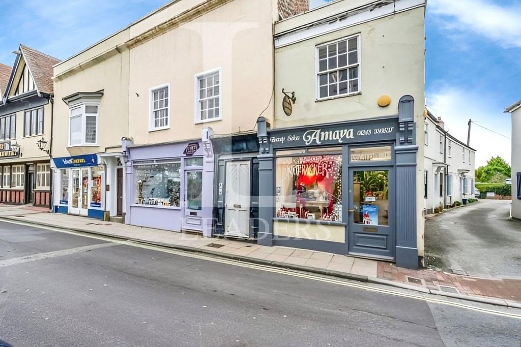 West Street, Emsworth, Hampshire 2 bed apartment - £235,000