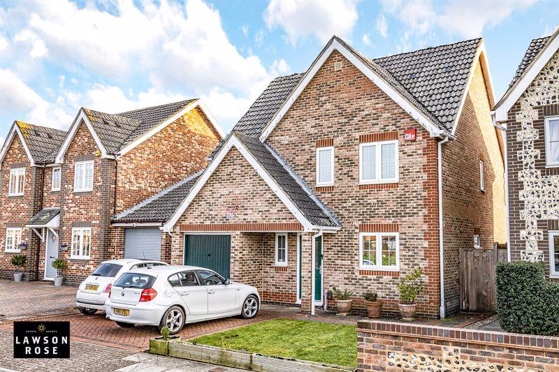 Milebush Road, Southsea 5 bed detached house for sale - £695,000