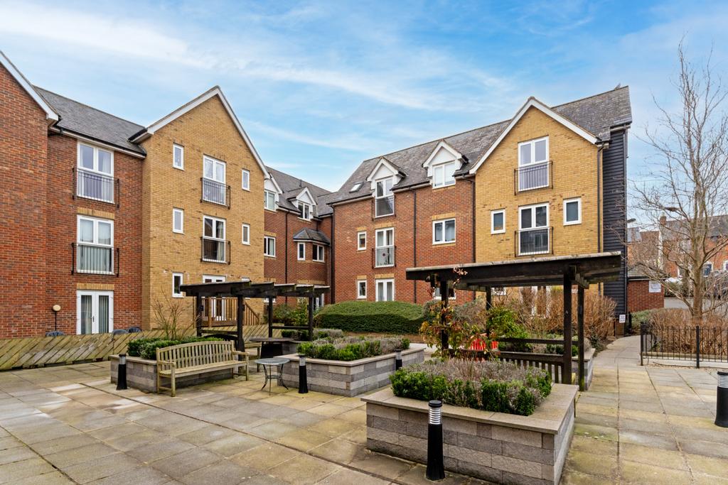 Archer Place, Hertfordshire CM23 1 bed apartment - £215,000