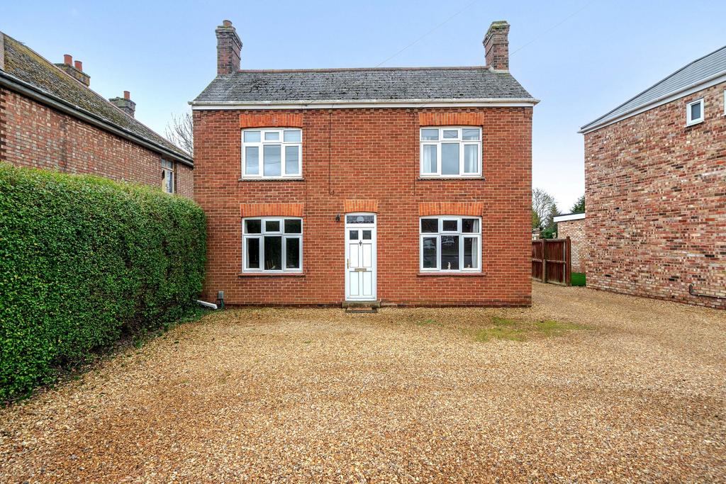 Eastrea Road, Whittlesey... 3 bed detached house for sale - £300,000