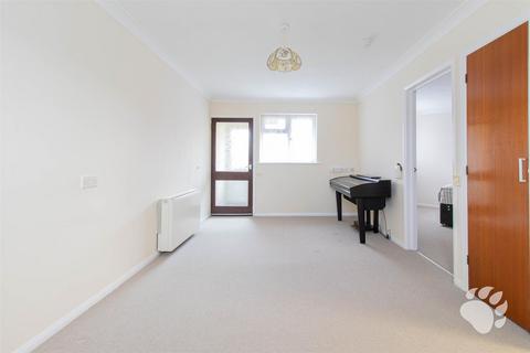 Bungalows For Sale In Pitsea | OnTheMarket