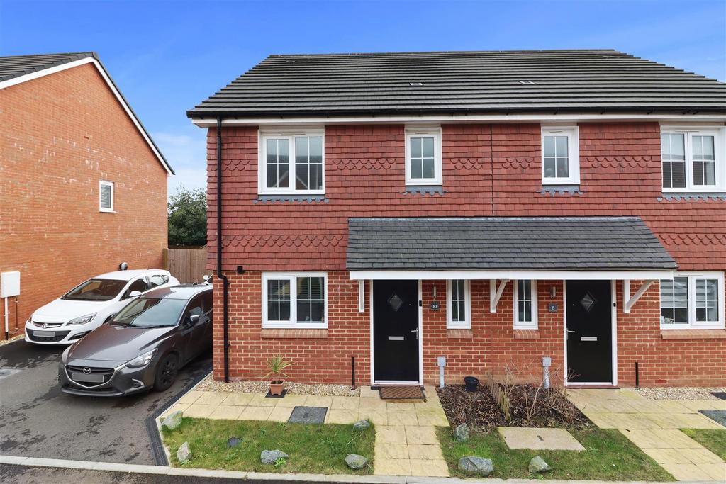Montgomery Way, Seaford 3 bed semi-detached house - £392,000
