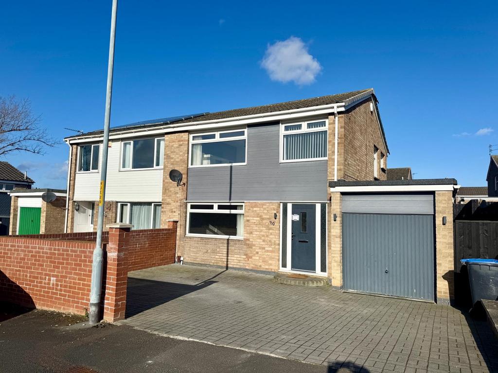 Marton-in-Cleveland, Middlesbrough TS7 3 bed semi-detached house - £995 ...