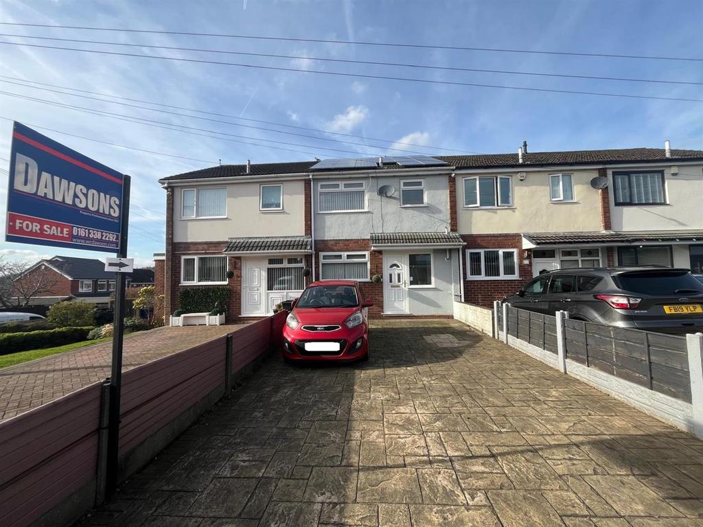 Staley Hall Road, Stalybridge SK15 3 bed townhouse for sale - £230,000