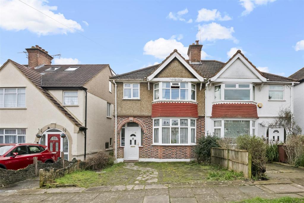 Woodland Gardens, Isleworth TW7 3 bed semi-detached house for sale - £ ...