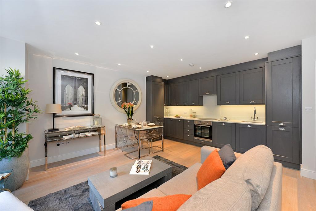 Redcliffe Gardens, Chelsea SW10 2 bed flat - £3,575 pcm (£825 pw)