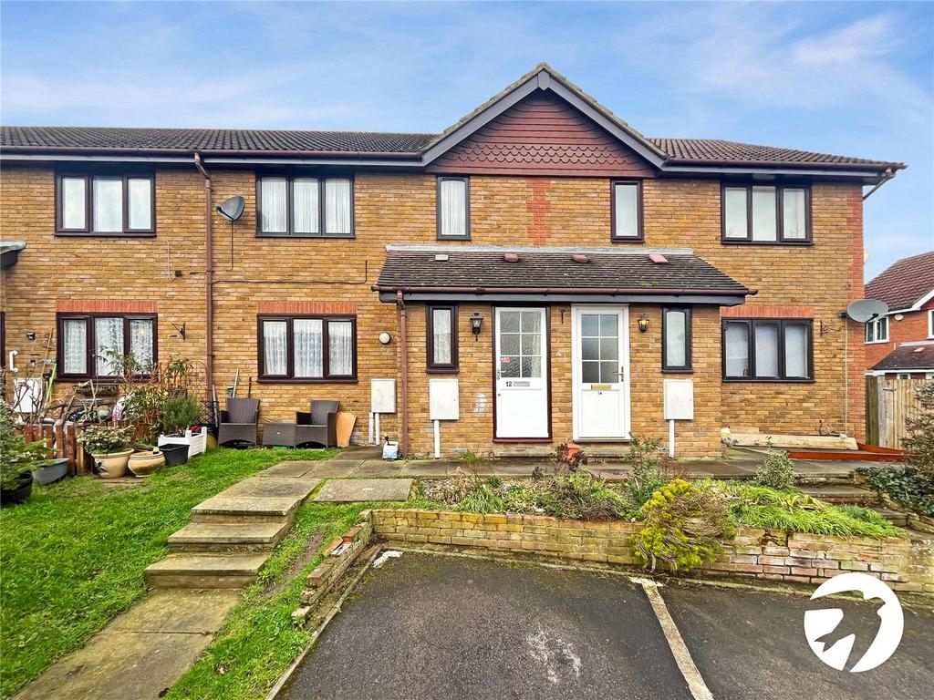 Brickfield View, Rochester, Kent, ME2 2 bed maisonette for sale - £160,000