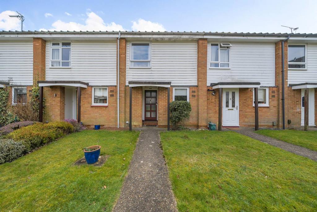 Silversmiths Way, Woking, GU21 3 bed terraced house - £400,000