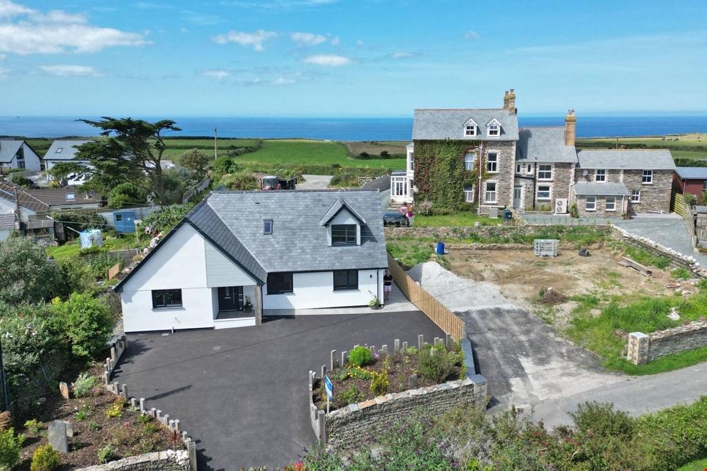 Treknow, Nr. Tintagel, Cornwall 4 bed detached house for sale - £650,000