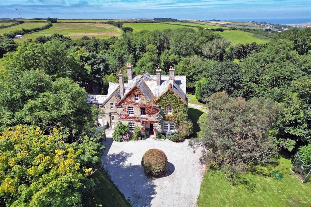 Penhallow, Nr. Truro, Cornwall 6 bed detached house for sale - £1,550,000