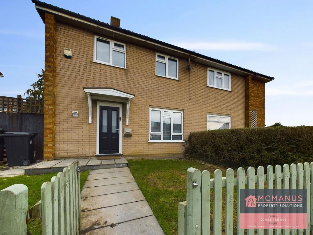 Greenfields Close, Loughton IG10 2 bed semi-detached house - £1,850 pcm ...