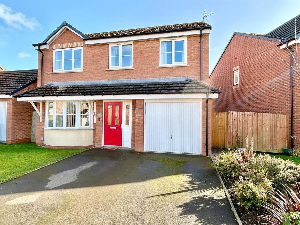 Williams Crescent, Shifnal TF11 4 bed detached house for sale - £355,000