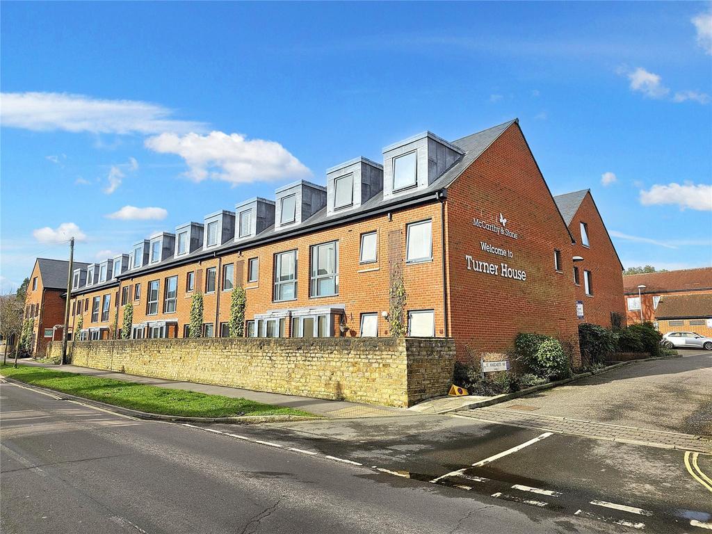 Turner House, Midhurst GU29 2 bed apartment - £295,000